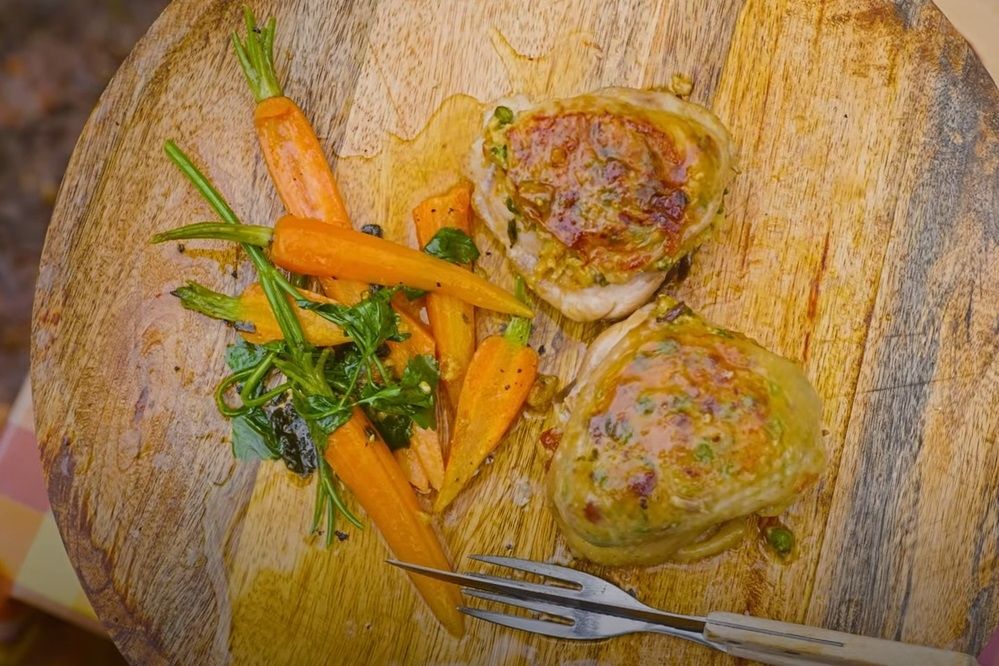 Szabadban töltött csirkecombok - Lázár Chef